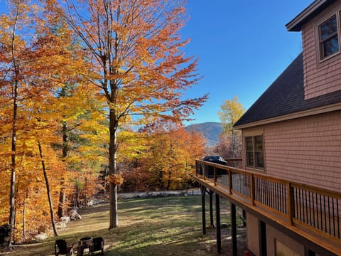 Beautiful 4 Season Mountain Lodge with views of Pleasant Mountain ...