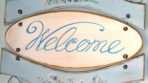 Balinga Cottages Beautifully crafted Rammed Earth | Balingup ...