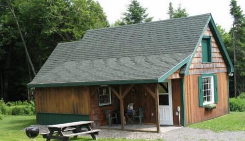 Snowmobile & ATV Trail Access | Pittsburg, NH | VacationRenter