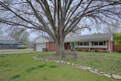 Entire House Next to LaFortune Park and St. Francis Hospital! Pets ...