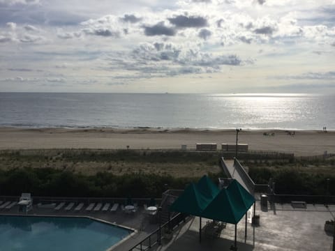 Ocean View! 5th floor, Sunday to Sunday, Sea Colony Resort. Bethany ...