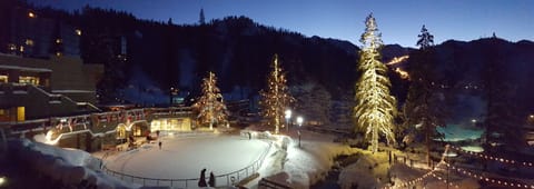 Ski-in/Ski-out, Pools/Spas/Skiing/Ice Skating located at Everline ...