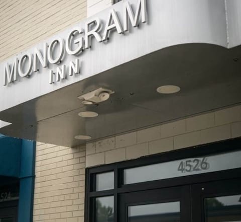 Monogram Inn- Sandbar (Room #13) | Bridgman, MI | VacationRenter