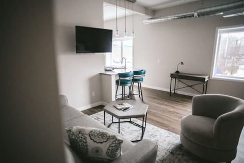 Monogram Inn- Dune Grass (Room #14) | Bridgman | VacationRenter