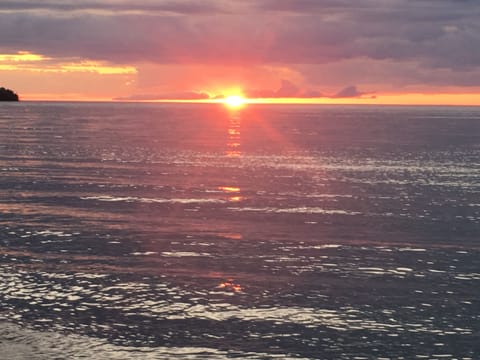 Lake Michigan Love! Sunsets and splashes | Bay Shore, MI | VacationRenter