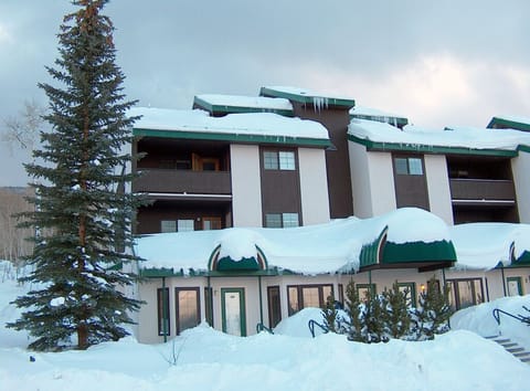Powderhorn Ski Resort Luxury Condo. Slopeside, 100 yards to lifts ...