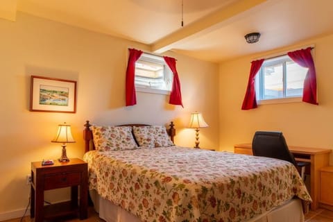 Spectacular sunsets on Rustico Bay | North Rustico | VacationRenter