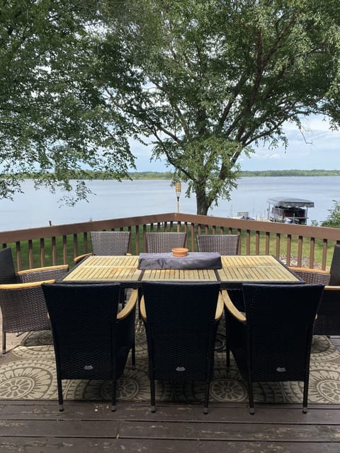 Spacious Castle Rock Lake House | Castle Rock Lake | VacationRenter