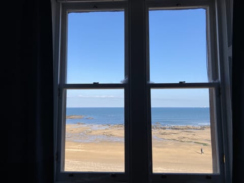 Bass Rock Beachside Flat | North Berwick | VacationRenter