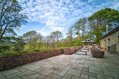 Sycamore - A luxury couples+ Yurt on a stunning historic estate near ...