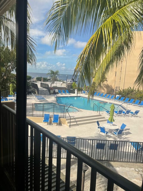 Tropical Paradise at Moon Bay Key Largo, Florida | Key Largo ...