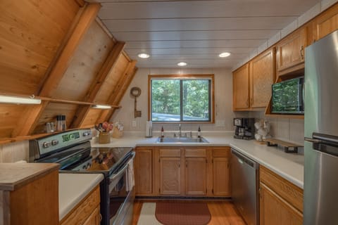 Lakeside Linden Retreat by Innsbrook Vacations! | Innsbrook, MO ...