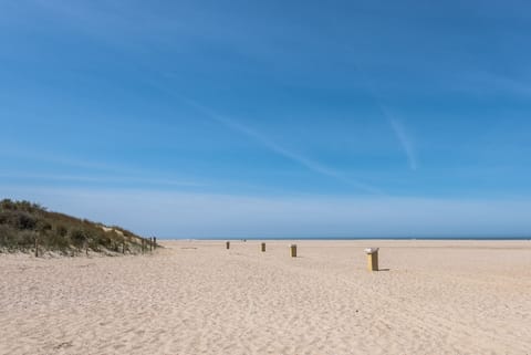 Ouddorp holiday home De Schurveling Strand North Sea | Ouddorp ...