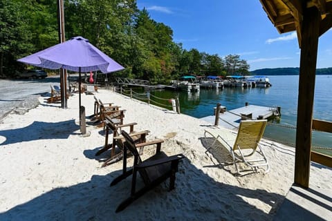 The Goss at Lake Lure | Lake Lure | VacationRenter