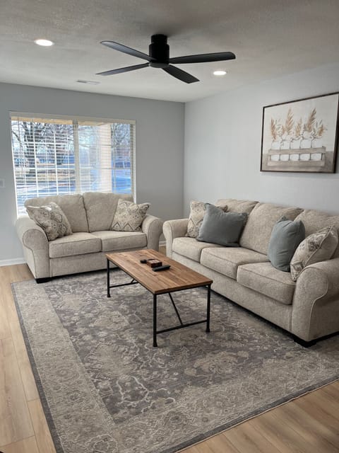 Walking distance to KSU Stadium | Manhattan | VacationRenter