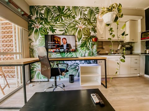 Bright Studio with balcony, hammock and big desk | Parana | VacationRenter