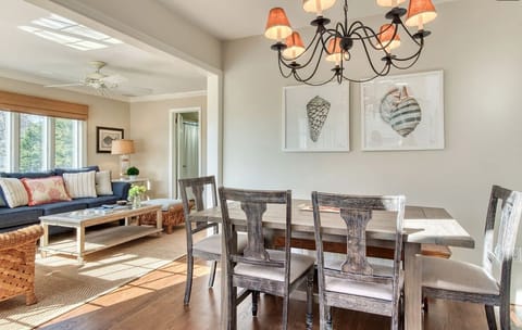 4 Bedroom 613498 by Houzlet | Westhampton Beach | VacationRenter