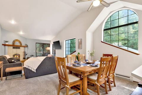 Galbraith Mtn Forest Retreat - pedal to world-class mountain biking ...