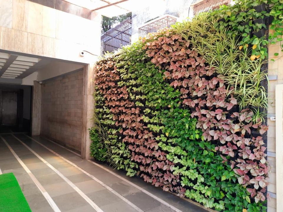 Ramee Guestline Khar Hotel | Mumbai | VacationRenter