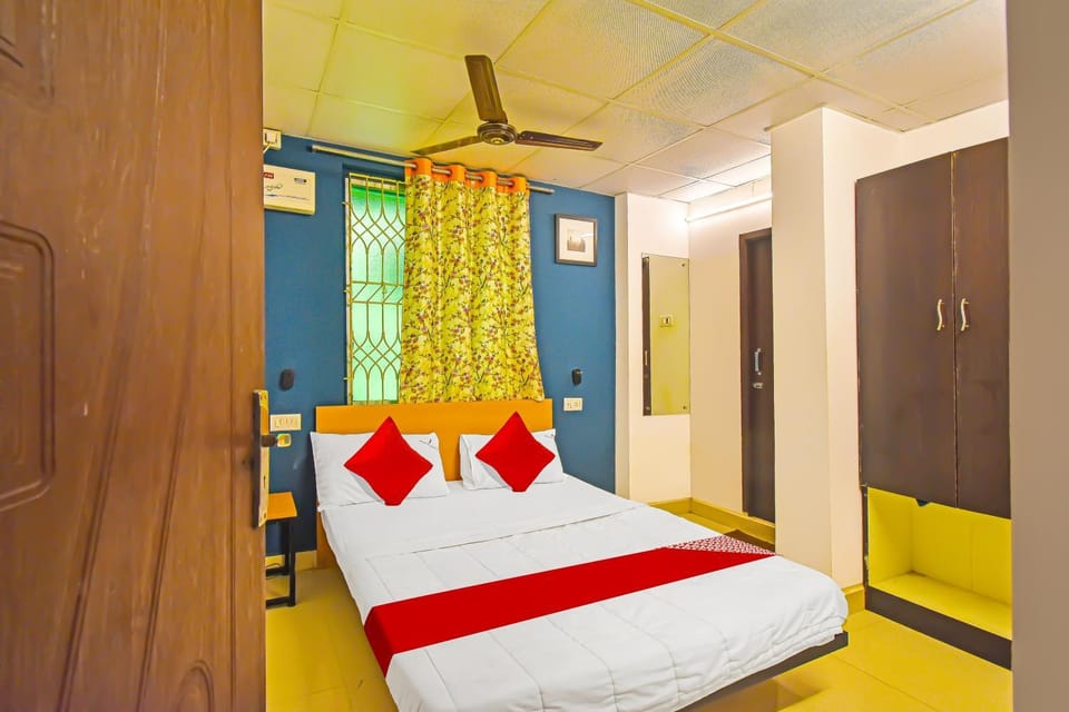 Hotel O Grand Residency Near Kasi Talkies | Chennai | VacationRenter