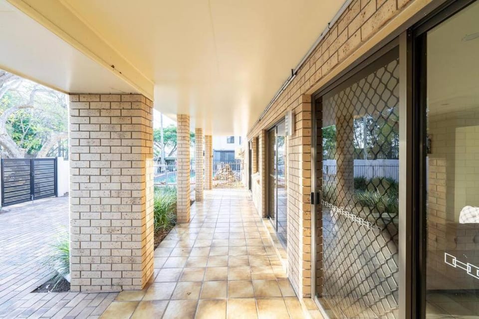 Bright Sunnybank Getaway - 4BR 2BA | Brisbane | VacationRenter