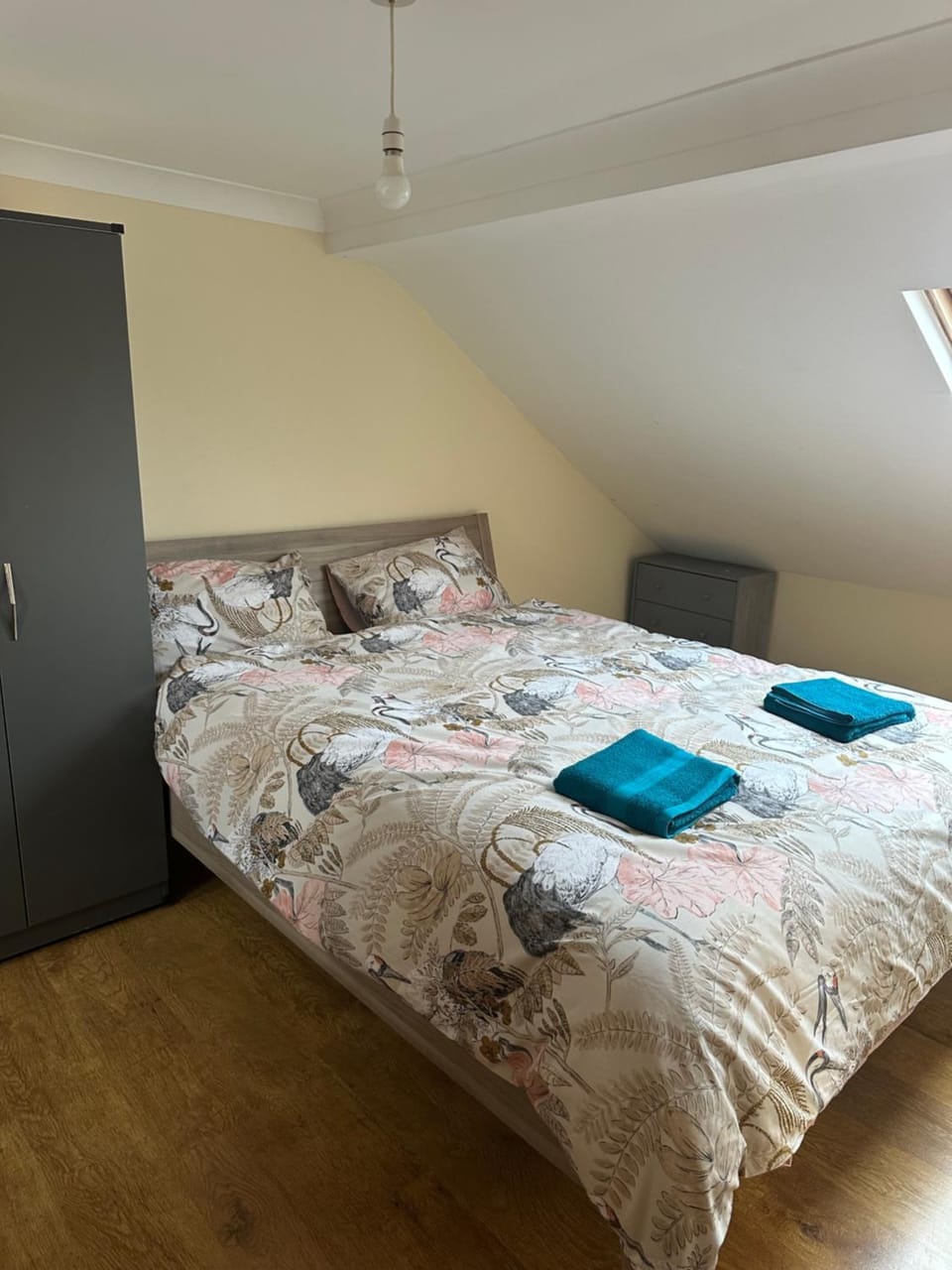 Lovely 2Bedrooms Grove apartment walthamstow | London | VacationRenter