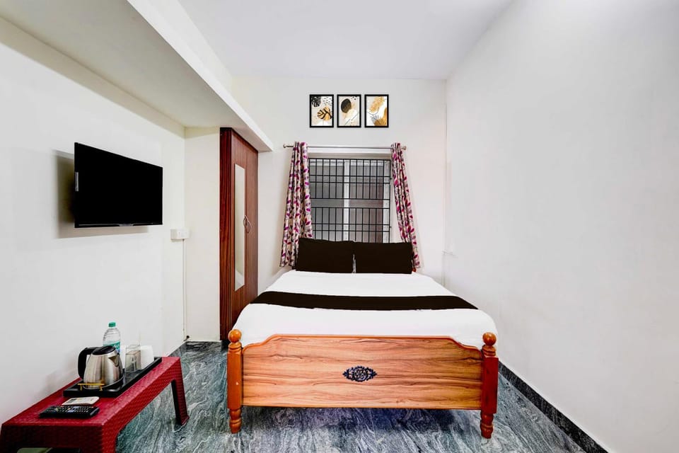 Hotel O Chennai Karanai Main Road | Chennai | VacationRenter
