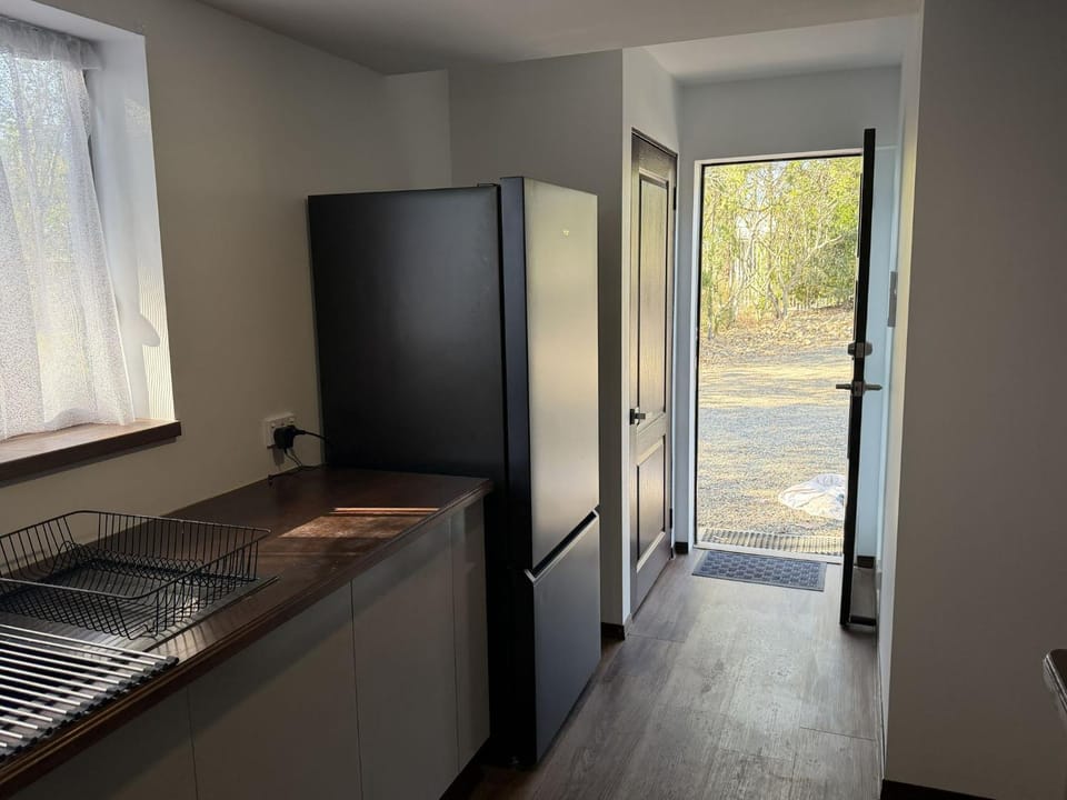 Self-Contained Studio | Loganholme | VacationRenter