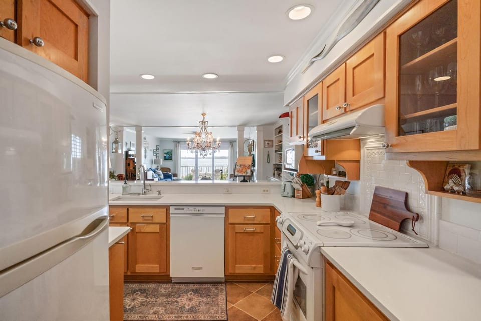 Pier Pointe #101 - 100 Floyd Street, Unit 101 | Saint Simons Island, GA ...