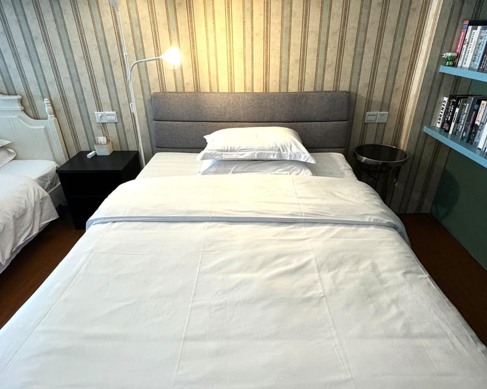 April Fair Duplex Apartment Guagnzhou South Railway Station Min Jie ...