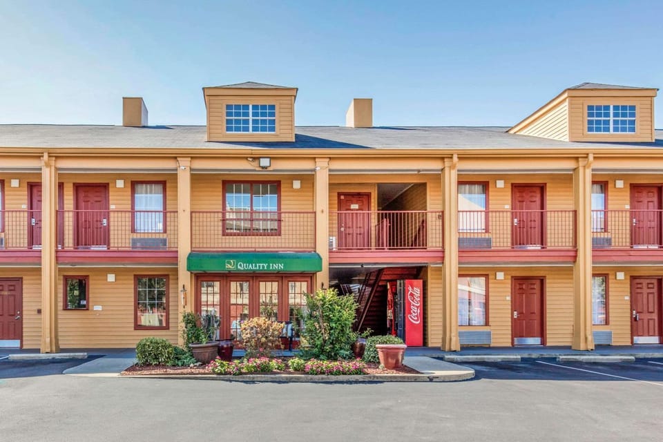 Quality Inn Bessemer I-20 exit 108 | Bessemer, AL | VacationRenter