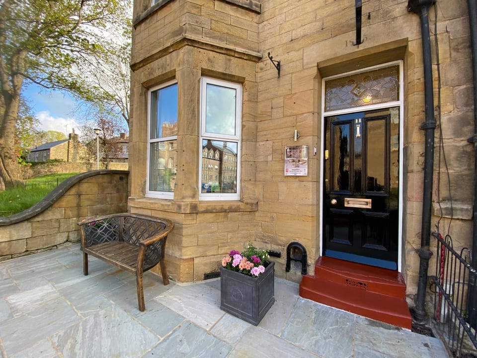 Dougie's Den, charming stone built mid-terrace town house . | Alnwick ...