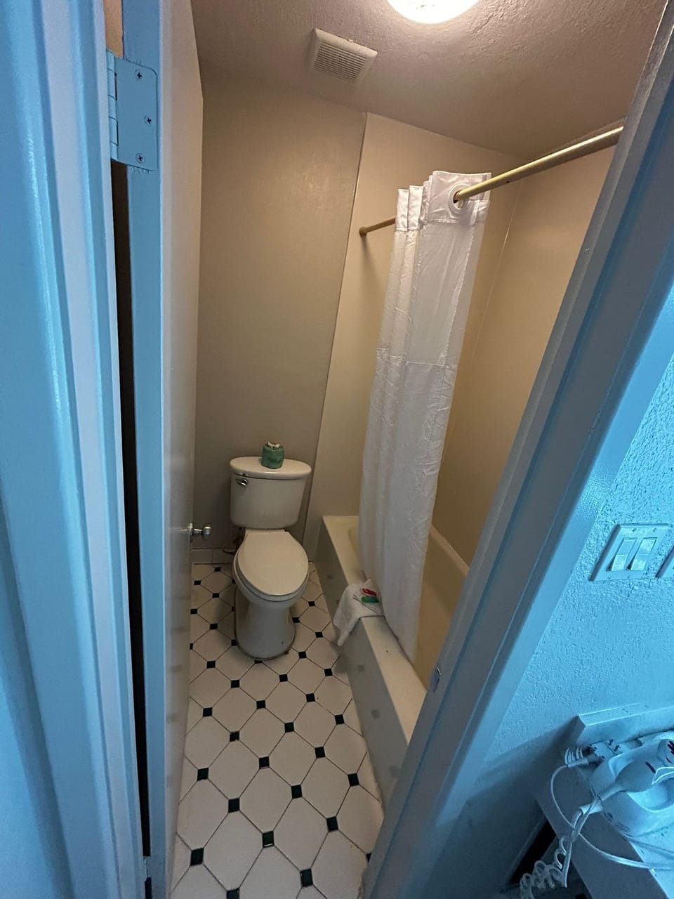 Quality Inn & Suites | Metairie, LA | VacationRenter