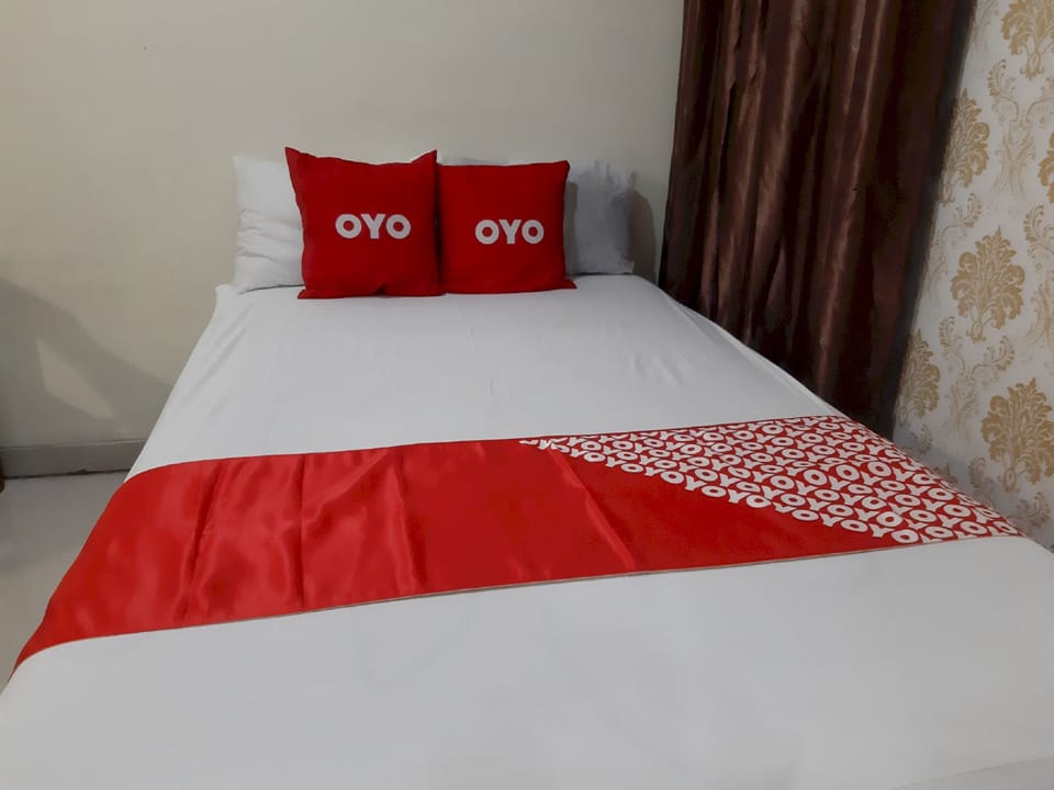 Hotel O Bidara Guest House Syariah | East Java | VacationRenter