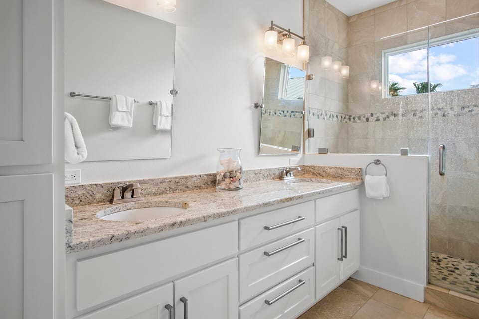 Next to Pool! Boardwalk to the Beach, Happy Ours awaits you! | Port ...