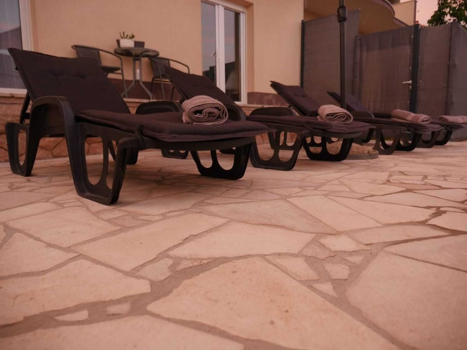 Shadesofblue M & M Sleeps 4 With Pool | Imotski | VacationRenter