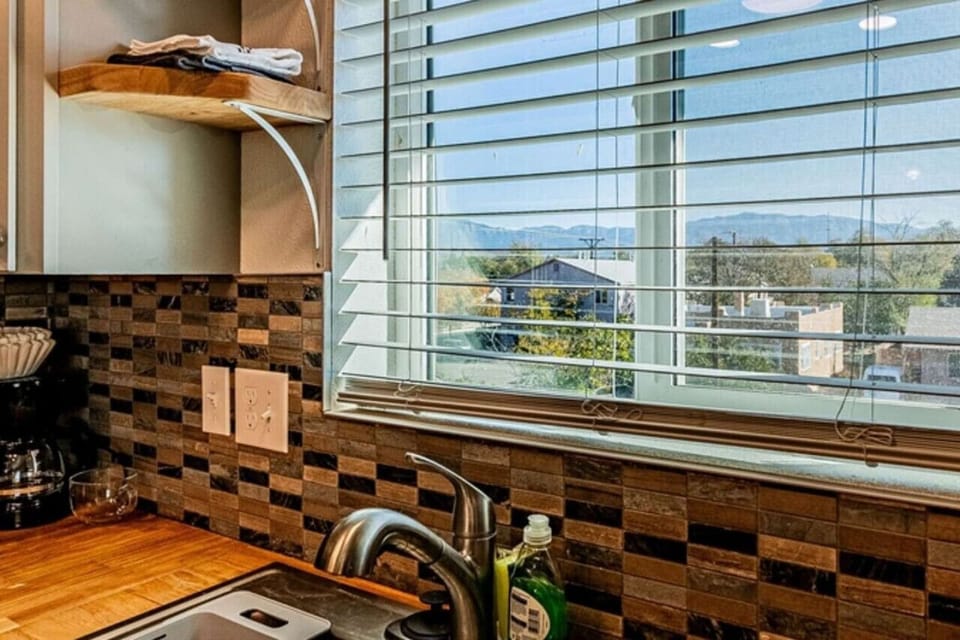 305 Princeton Suite 7 Overlooking NobHill | Albuquerque, NM ...