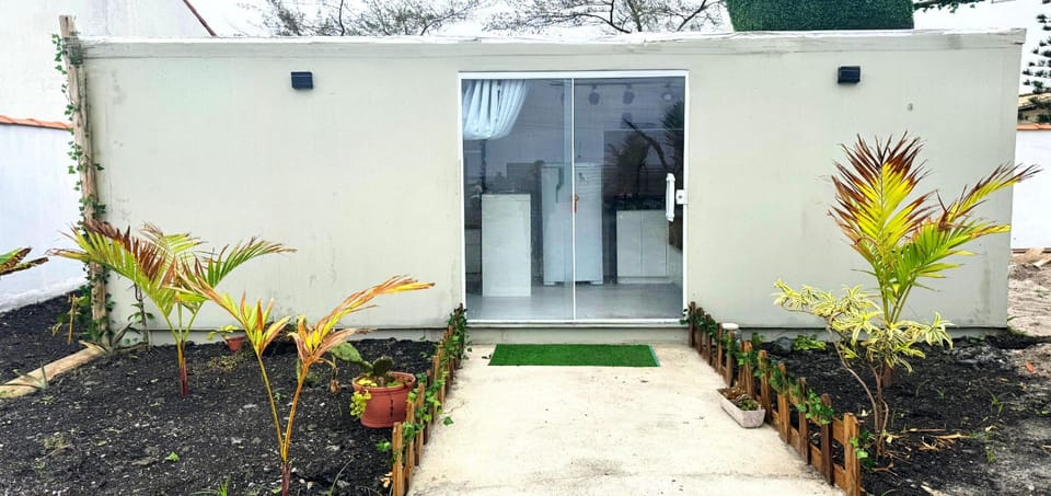 Loft Container Praia do Foguete | Cabo Frio | VacationRenter