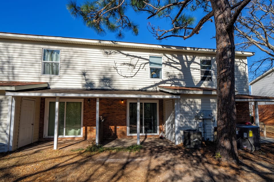 Chic & Modern 2BD Near CAE | Cayce, SC | VacationRenter