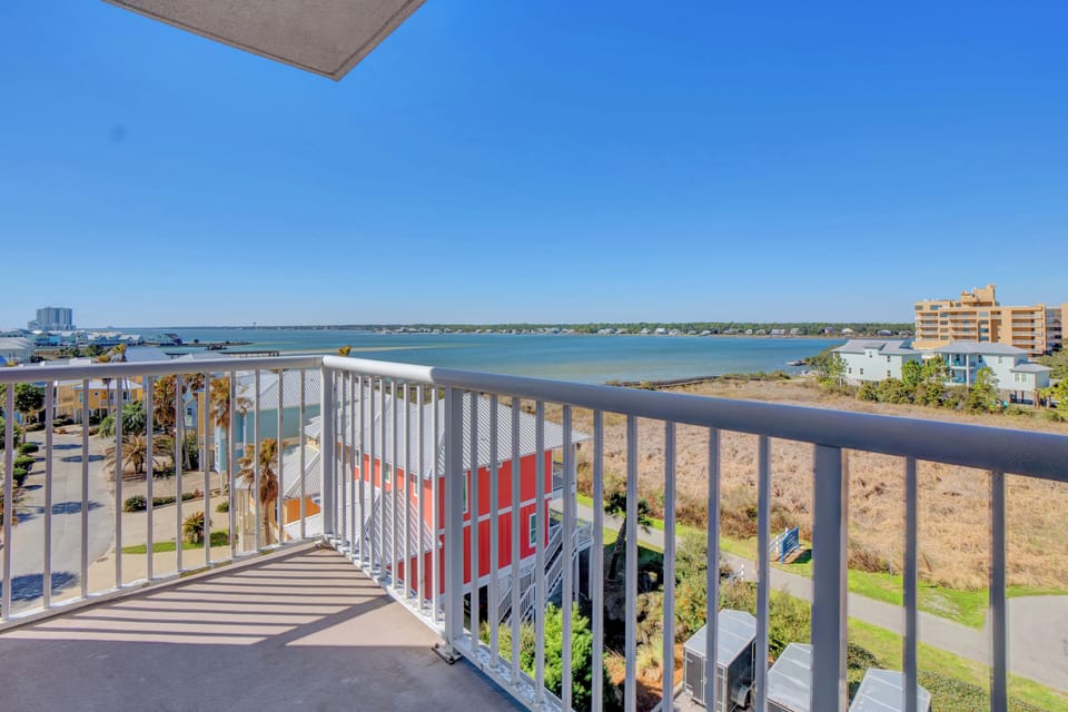 Sanibel 501 by Liquid Life | West Beach, AL | VacationRenter