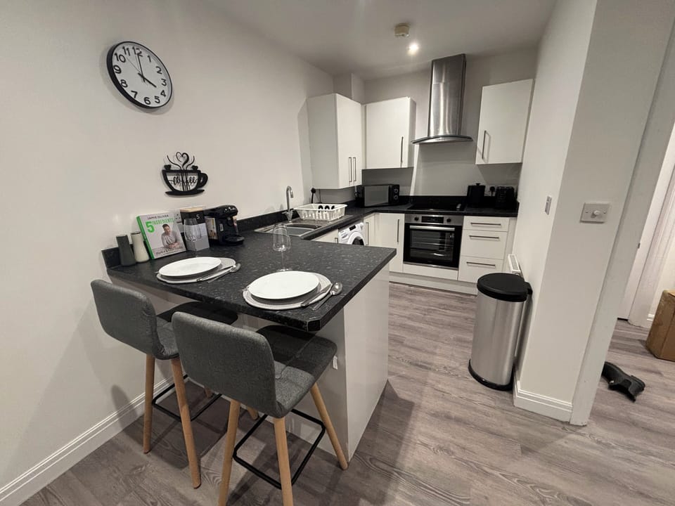 Charming 2-bedroom apartment in awesome Anlaby Common with WiFi. | England | VacationRenter