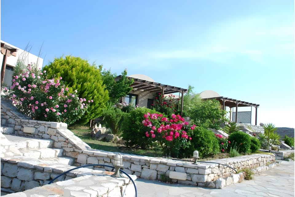 Holiday Home 'Kythiris Studios - Bungalow 1' with Sea View, Wi-Fi and ...