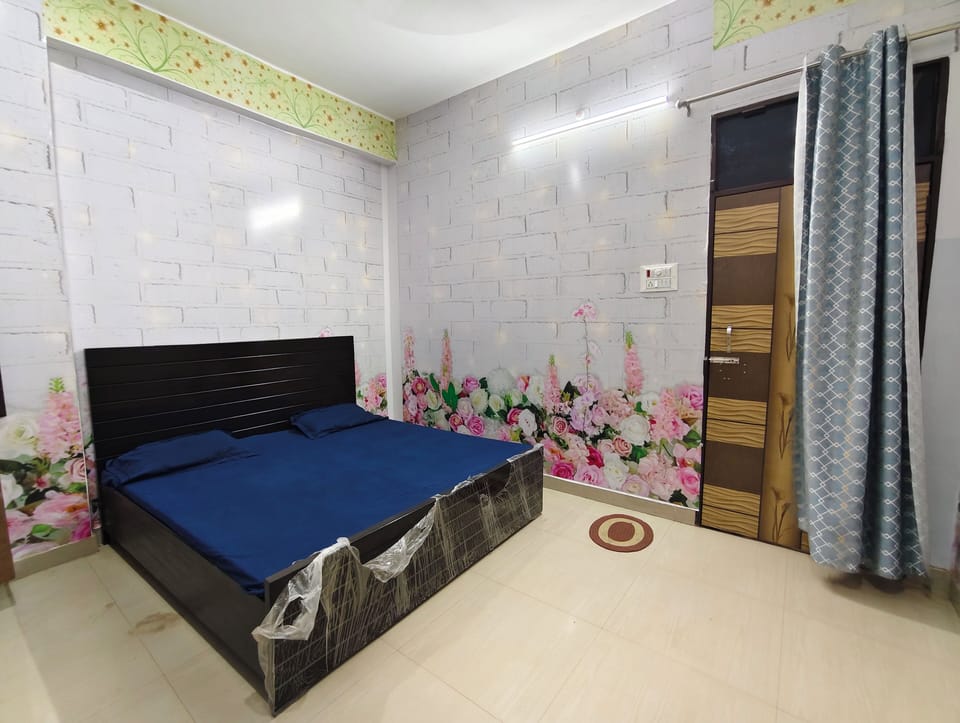 Gauri Shankar P Guest house | Varanasi | VacationRenter