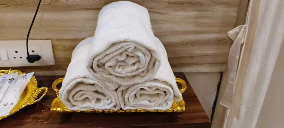 Hotel Naman Palace | Varanasi | VacationRenter