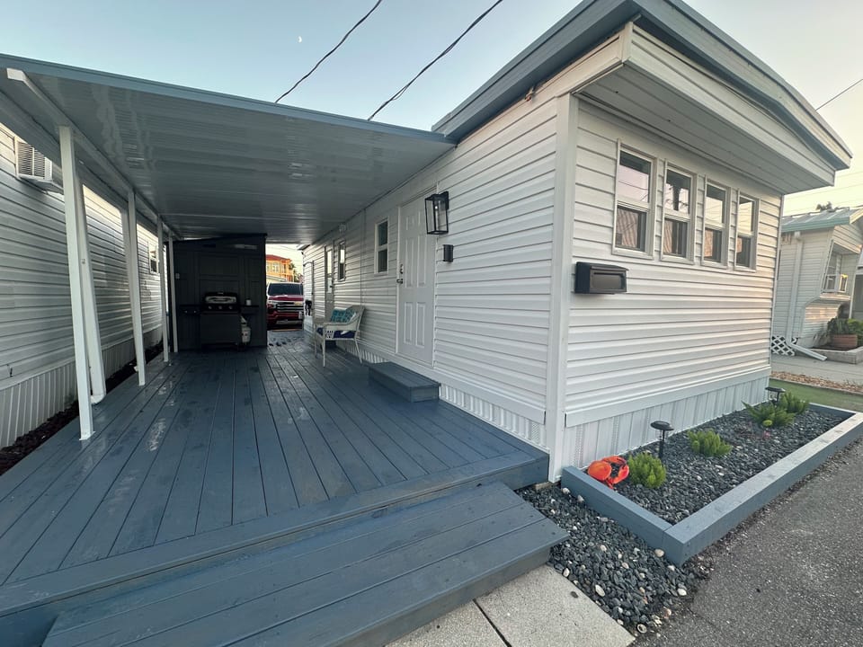 Villa Salt + Sea – Anna Maria Island | Bradenton Beach, FL | VacationRenter