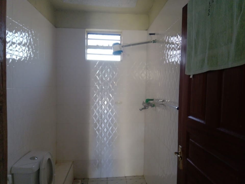 Kitwe Lodge Oyugis | Uganda | VacationRenter