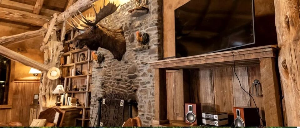 Incredible Villa with Swimming Pool Nestled Amidst Trees in Chilton ...