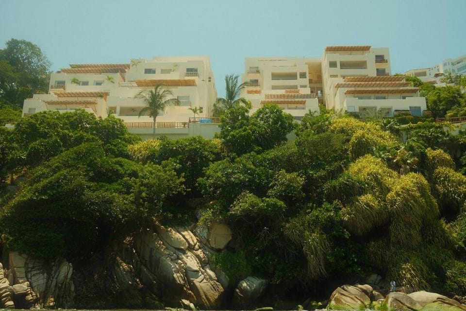 Spectacular Two-Story Penthouse in Acapulco with Beautiful Views ...