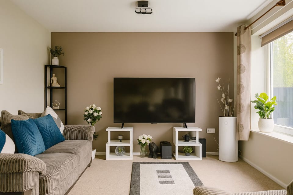 25 Ellwood path | Wales | VacationRenter