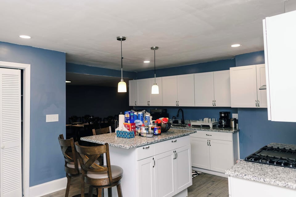 Spacious 5-bedroom house in beautiful High Point with AC | High Point ...